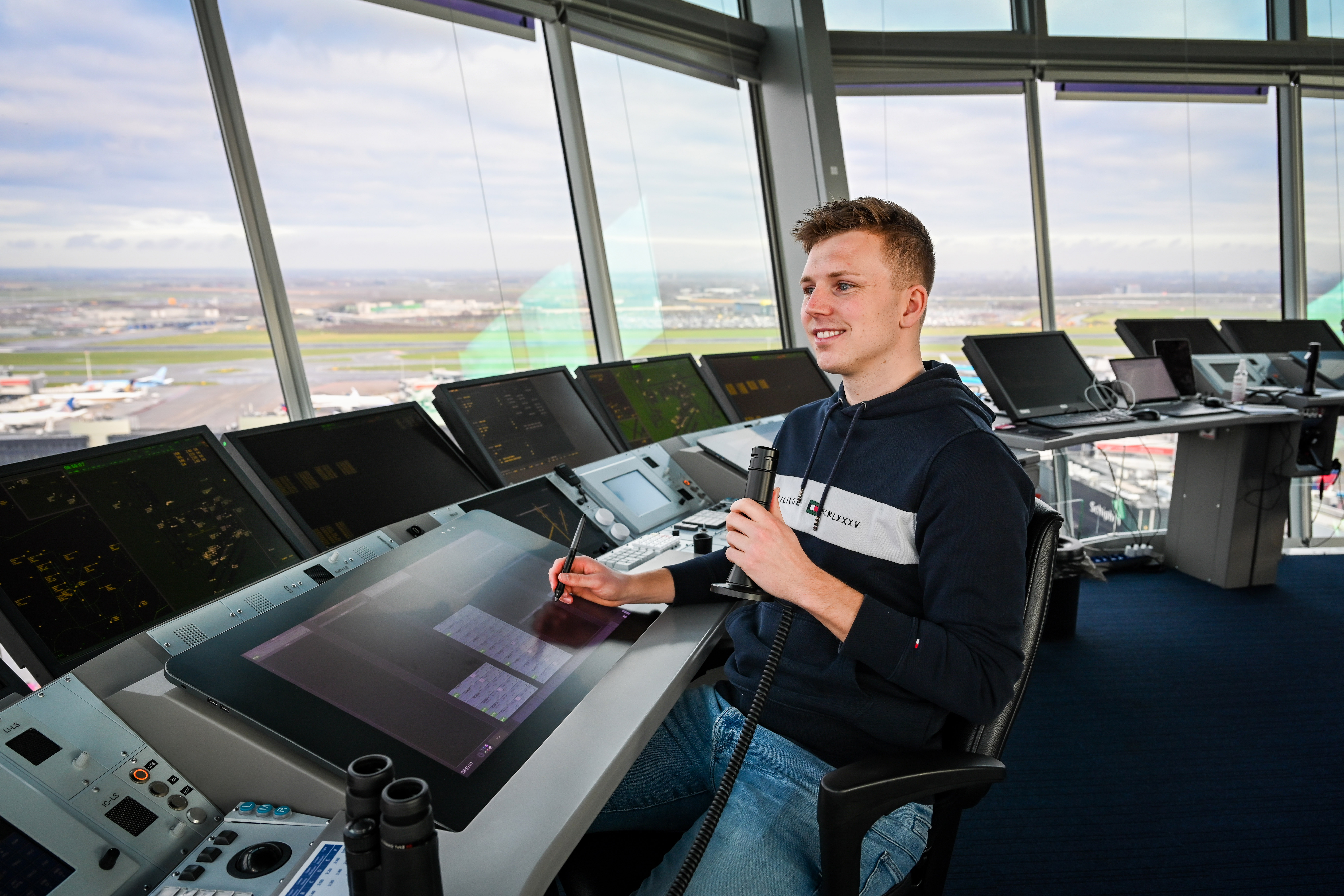 Kom werken bij LVNL | Luchtverkeersleiding Nederland