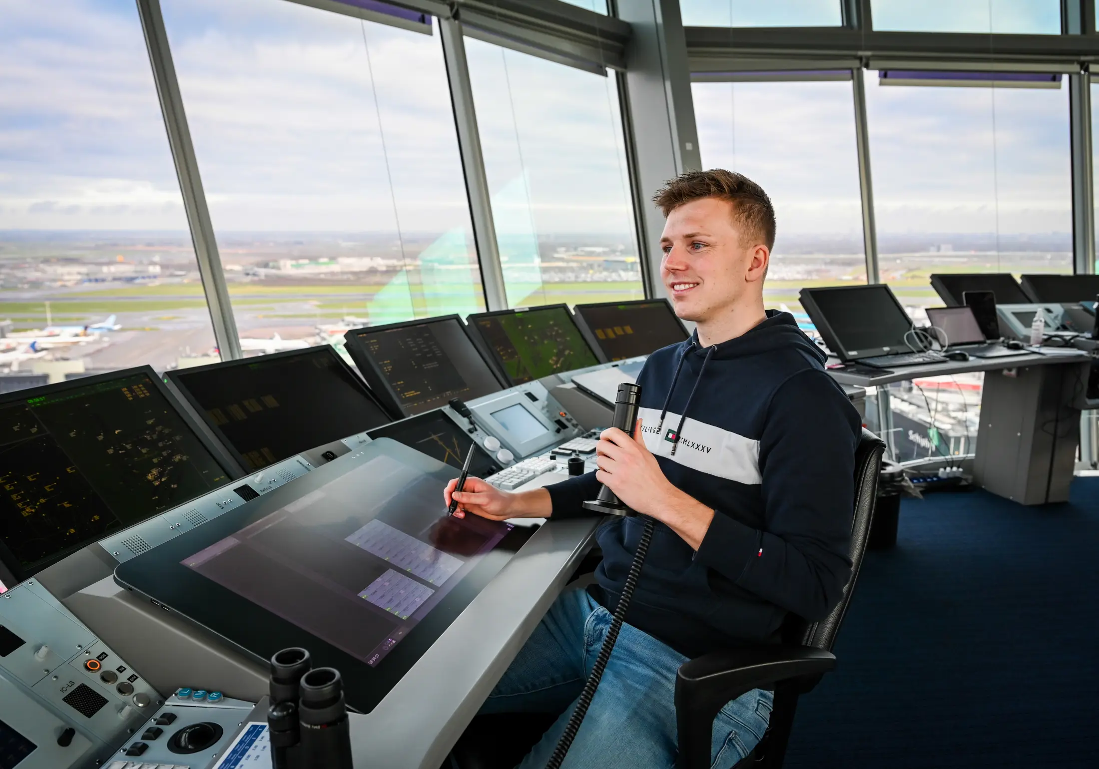 Kom werken bij LVNL | Luchtverkeersleiding Nederland